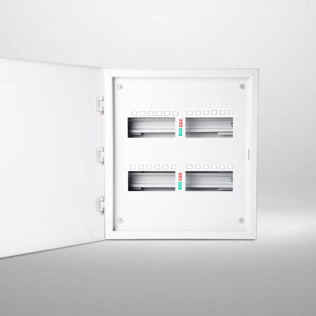 Double Door MCB Box With N.Link TPN - Nostrum